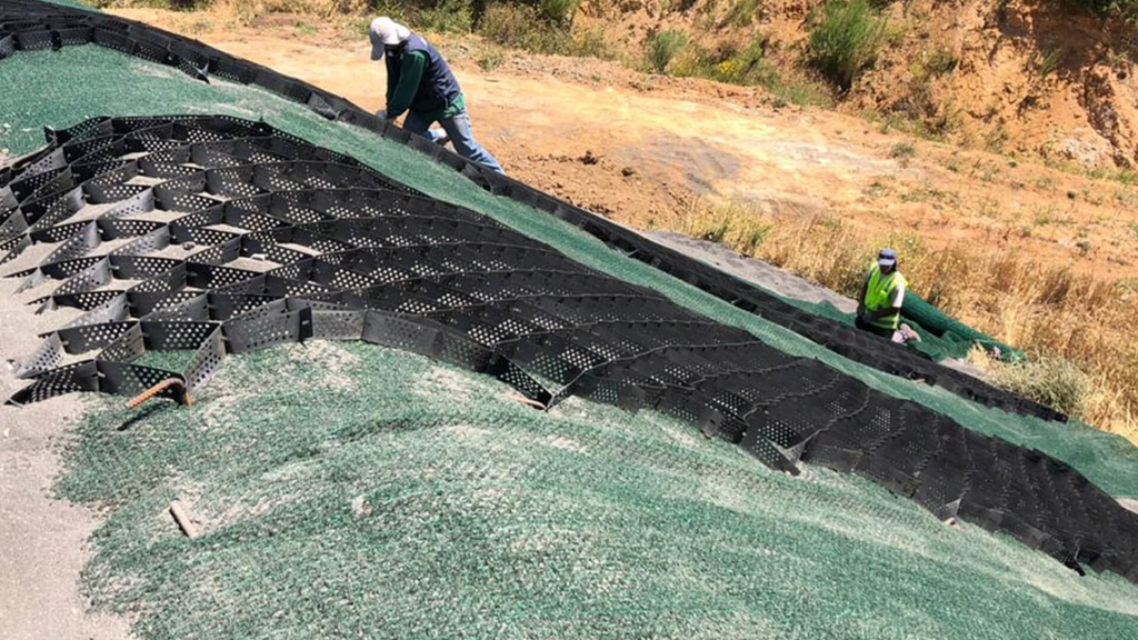 Geoceldas – Hidrosiembra Chile